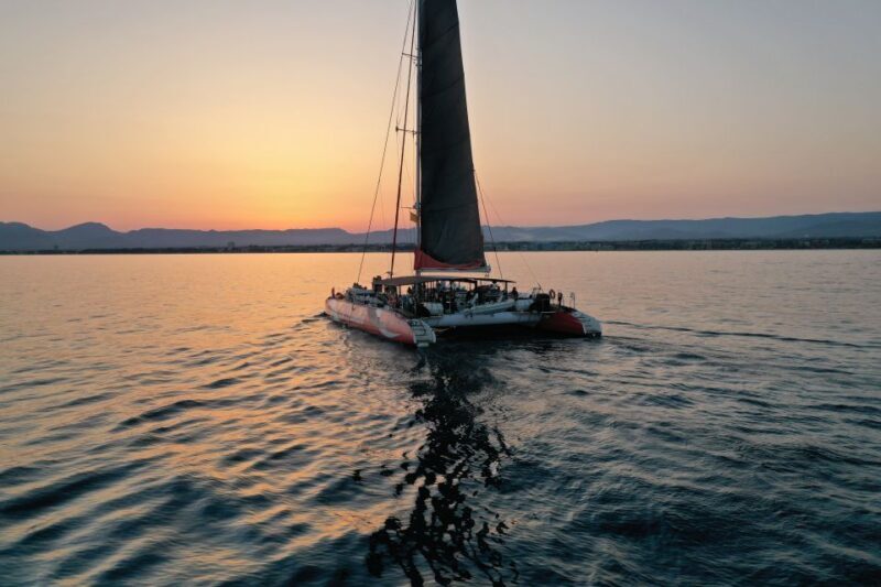 Cambrils: Sunset Catamaran Cruise & Drinks w/ Sunbed - A Deep Dive Into the Sunset Catamaran Experience