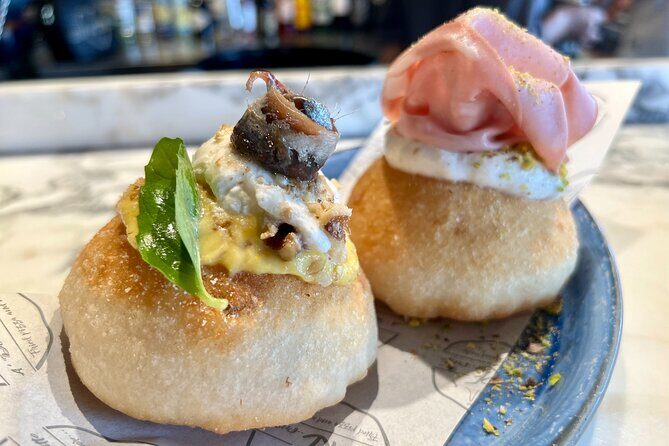 Camden Market Food Tour of 7 Tastings, Gin, Street Food & More - Practical Tips and Considerations