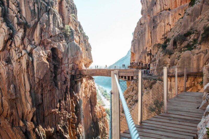 Caminito del Rey: Guided Hiking Tour with Entrance Tickets - The Itinerary: What to Expect on Your Caminito del Rey Adventure