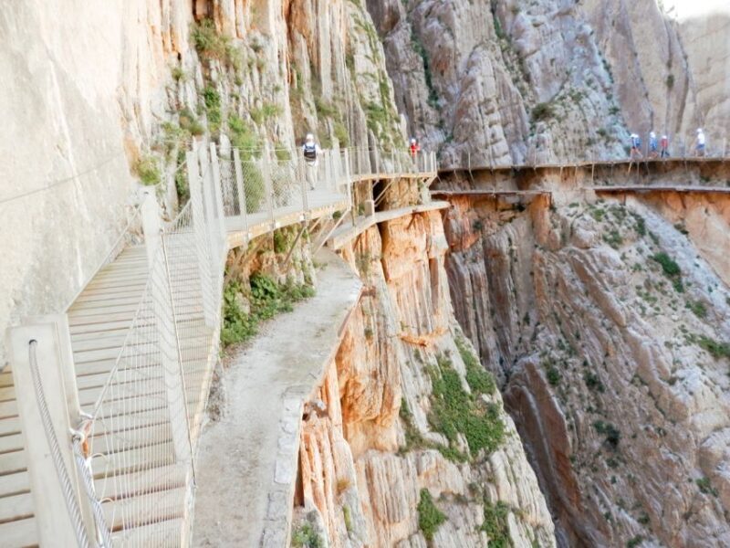 Caminito del Rey: Guided Hiking Tour with Entrance Tickets - Authentic Insights from Reviews