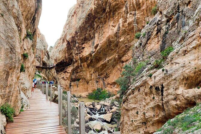 Caminito del Rey with Pickup from Malaga City - The Itinerary in Detail: What to Expect