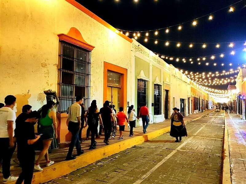 Campeche: Mexican Tales Theatrical Performance Walking Tour - The Experience: What You Can Expect