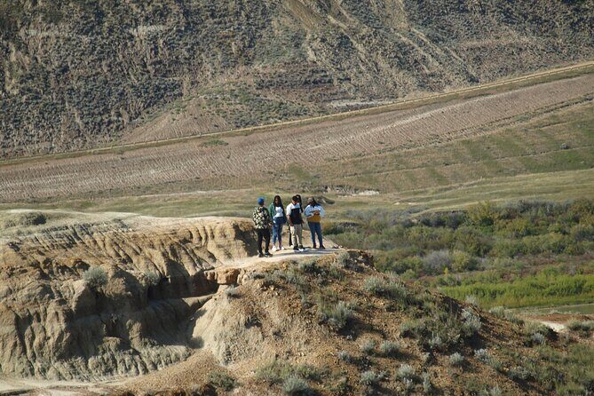 Canadian Badlands | Drumheller | Travel Back In Time in Jeep - Who Is This Tour Best Suited For?