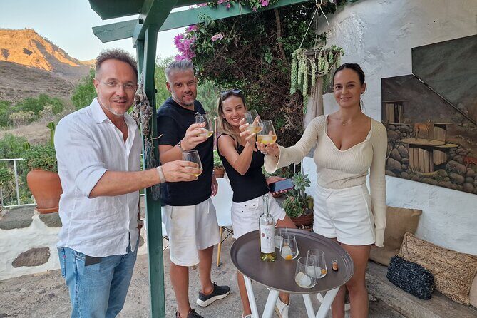 Canarian farmhouse in Mogan, mango farm and vermouth factory - Exploring the Itinerary in Detail