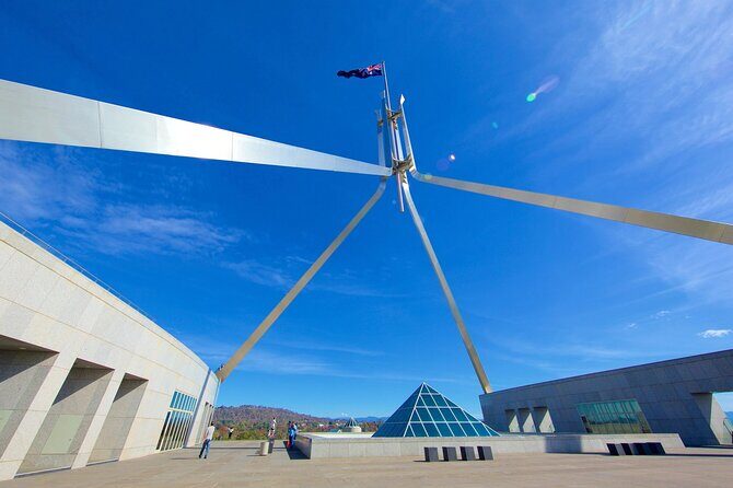 Canberra Private Sightseeing Tours from Sydney - Key Points