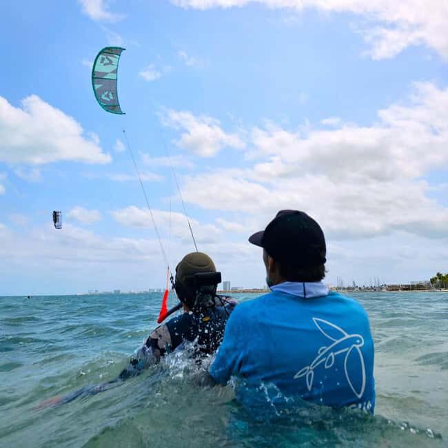 Cancún: 2-Hour Kitesurfing or Wingfoiling Course - Key Points