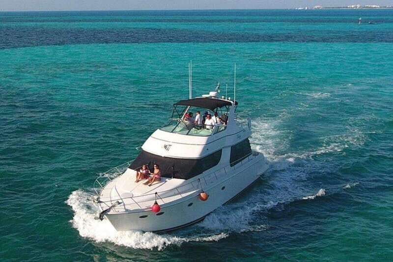 Cancun: 4-hour 55ft Luxury Yacht Rental with Food and Drinks - What Makes This Tour a Great Choice?