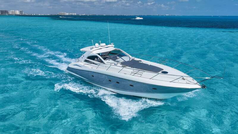 Cancun: 52-Foot Yacht Rental - Key Points