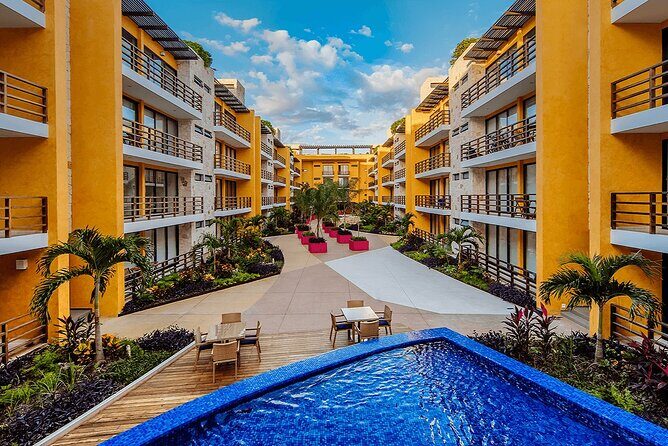 Cancun Airport and Lunada Beach Condo Private Shuttle - Introduction