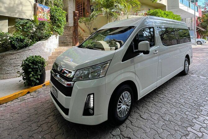 Cancun Airport CUN Arrival or Departure Transfer - An Honest Look at the Cancun Airport Transfer