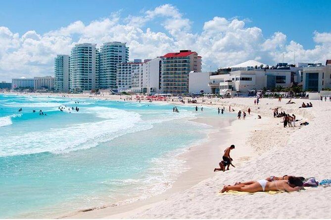 Cancun Airport SUV Service - The Critical Role of Flight Tracking and Punctuality