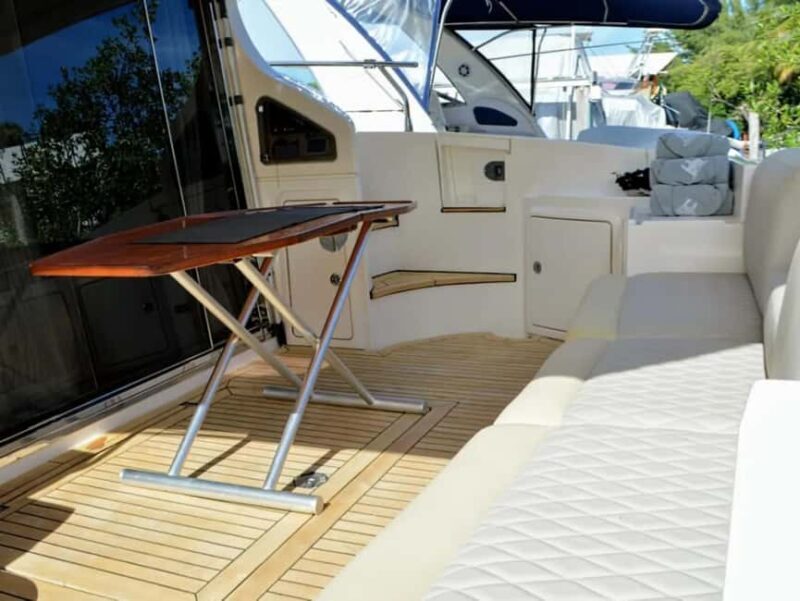 Cancun: Azimut 47 Fly Private Yacht - 6 hours to Isla Mujeres - What’s Included and What’s Not