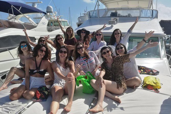 Cancun Boat Tour to Isla Mujeres on Luxury Yacht with Chef -SR55C - The Sum Up