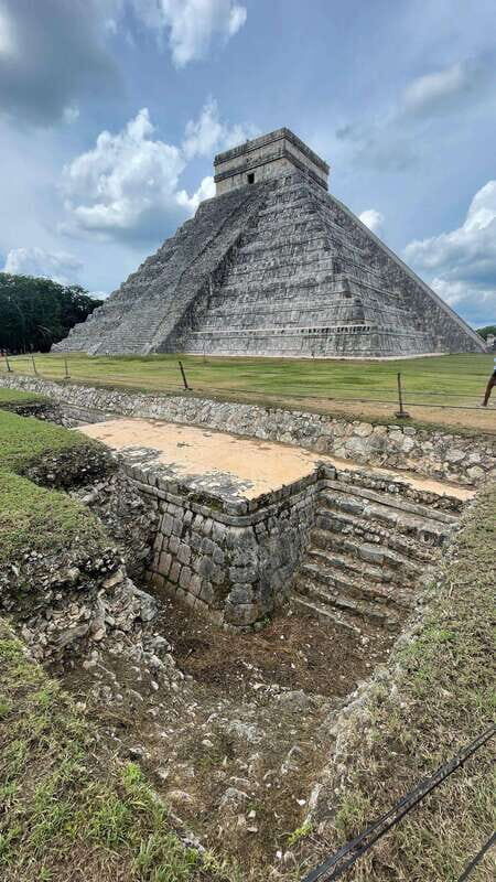 Cancun: Chichen Itza, Cenote, and Traditional Lunch Tour - Savoring the Flavors of Yucatan