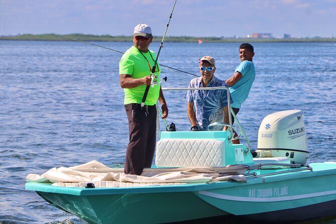 Cancun Fly Fishing large boat - Key Points