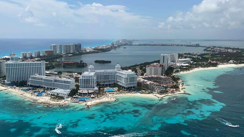 Cancun Hotel Zone: Panoramic Flight - The Authentic Experience for Who?