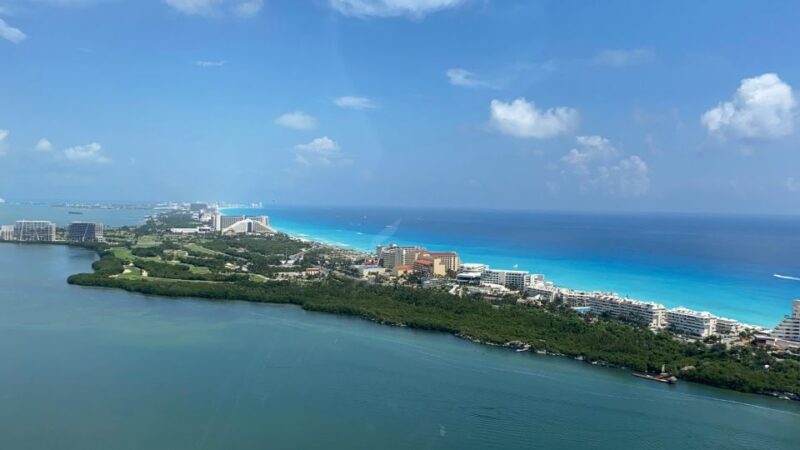 Cancun Hotel Zone: Panoramic Flight - Deep Dive into the Details