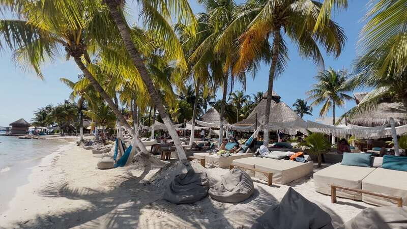 Cancun: Isla Mujeres Catamaran Cruise with Lunch & Open Bar - Key Points