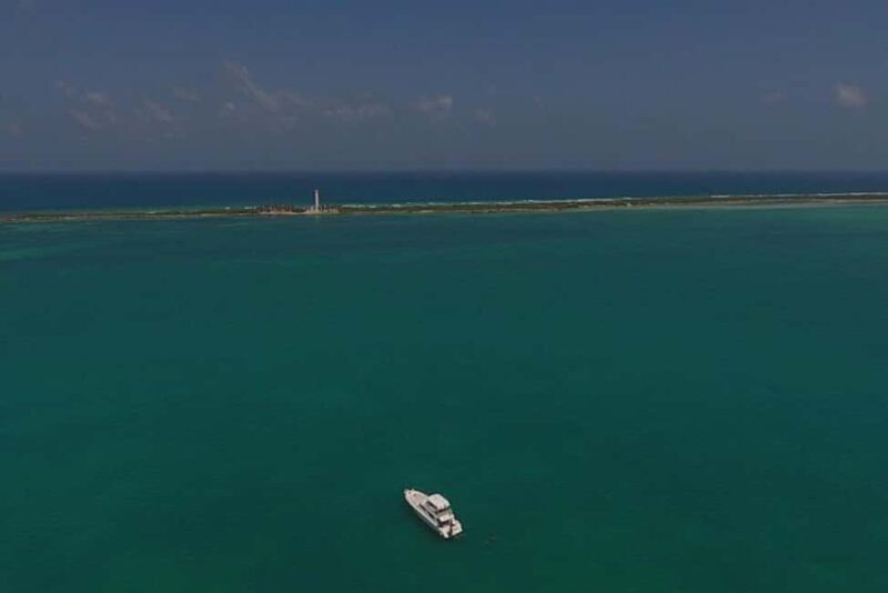 Cancun: Luxury Yacht Tour to Isla Mujeres Chef #GMBSR55FUN - The Crew and Service