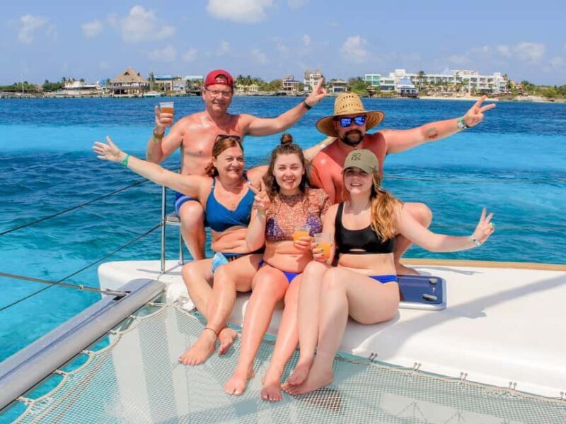 Cancun Private Catamara: Isla Mujeres with Buffet & Open Bar - Cruising the turquoise waters