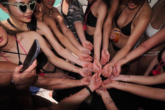 Cancun Private Catamaran Cruise Open Bar & Snorkeling Experience - In-Depth Analysis of the Experience