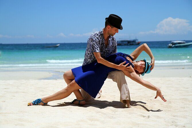 Cancun Salsa or Bachata Dance lesson from Cancun Playa del Carmen Riviera Maya - Key Points