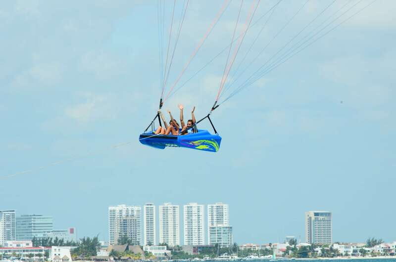Cancún: Skyrider Parasailing Experience - Key Points