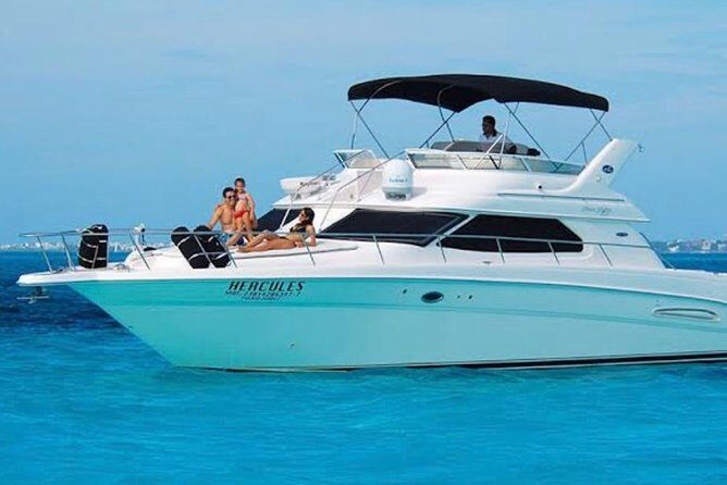 Cancún Yacht Rental SeaRay 46ft 25P13 - Key Points