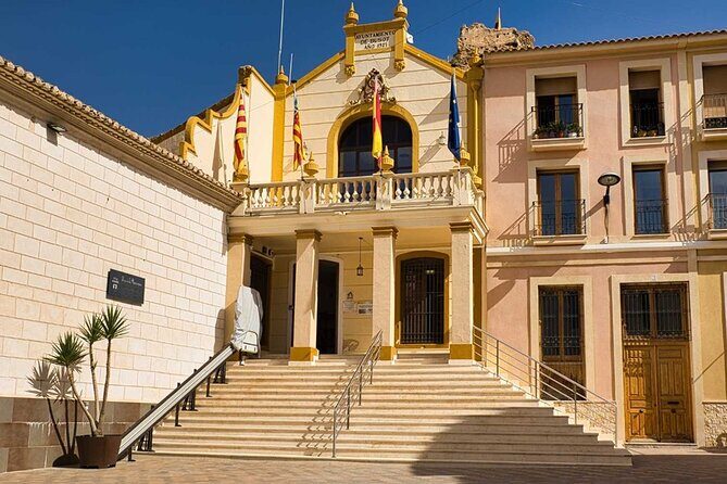 Canelobre Caves and Busot Tour with Transfer from Alicante - Transportation and Group Size