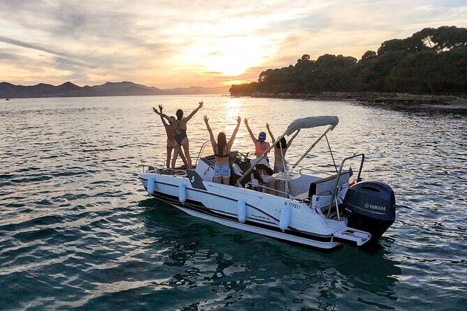 Cannes Relaxation evening in the Lerins Islands Private boat - Why This Tour Stands Out