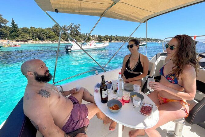 Cannes Relaxation evening in the Lerins Islands Private boat - FAQ