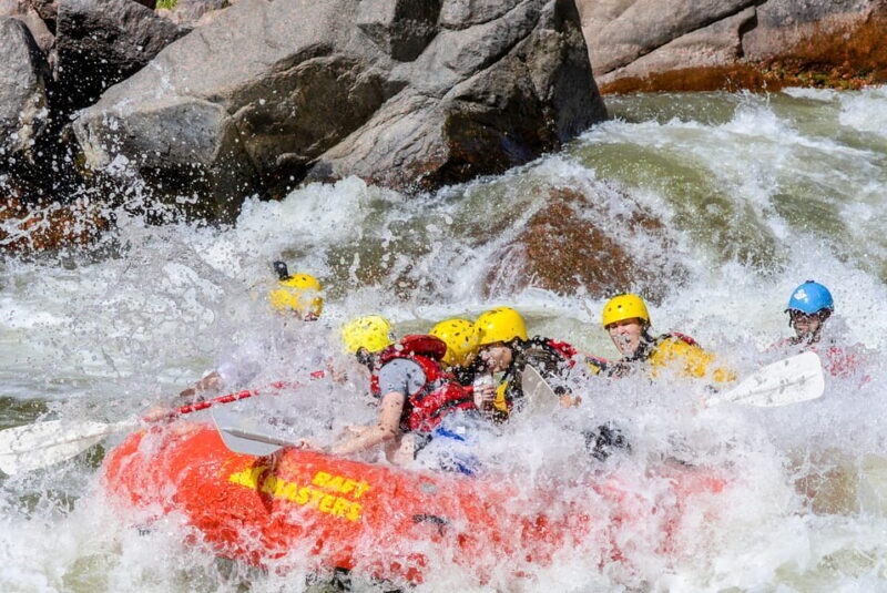 Cañon City: Royal Gorge Rafting with Wetsuit, Lunch & Photos - Is This Tour Right for You?