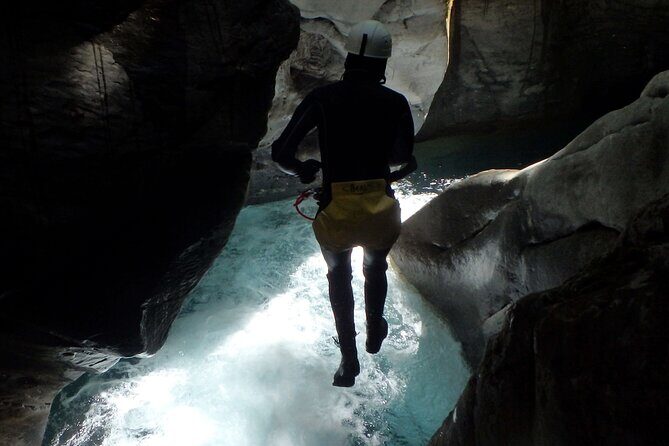 Canyon Aventure in the Ossau valley in Laruns (64440) - The Value of the Experience