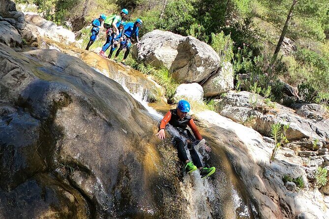 Canyoning Adventure Rio Verde in Granada - FAQ