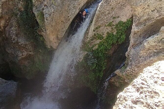 Canyoning experience in Barranco del Gorgo de la Escalera - FAQ