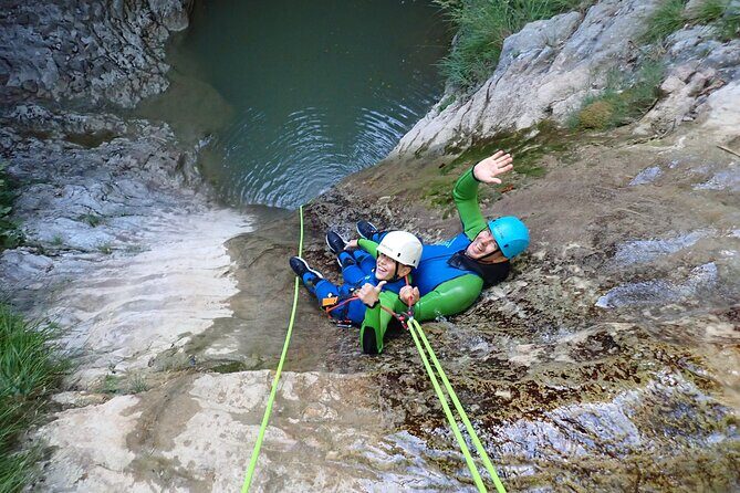 Canyoning "Gumpenfever" - beginner Canyoningtour for everyone - What to Expect from the Gumpenfever Canyoning Tour