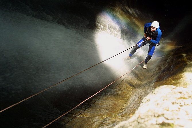 Canyoning in Annecy - La Boîte aux Lettres in Angon - Key Points