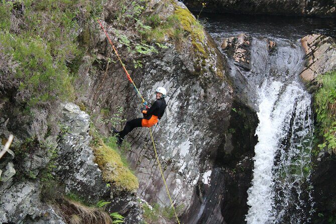 CANYONING in Laggan Canyon | Roybridge, Scotland - An In-Depth Look at the Laggan Canyon Canyoning Experience