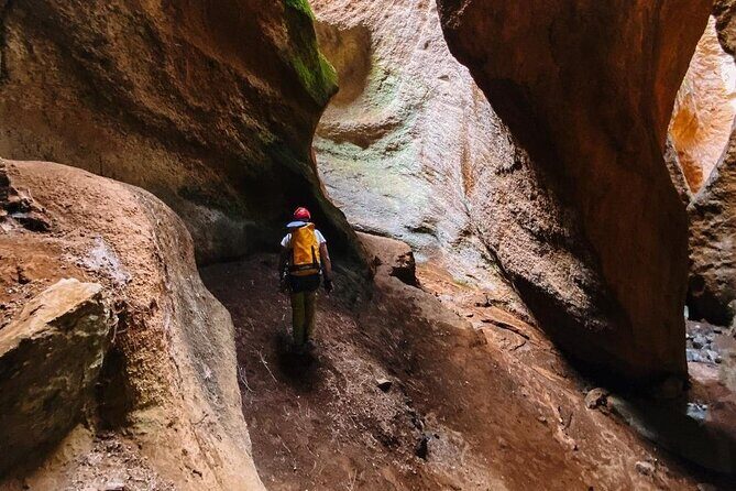 Canyoning in Los Arcos - Key Points