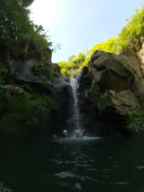 Canyoning in Ribeira dos Caldeirões - An In-Depth Look at the Canyoning Experience