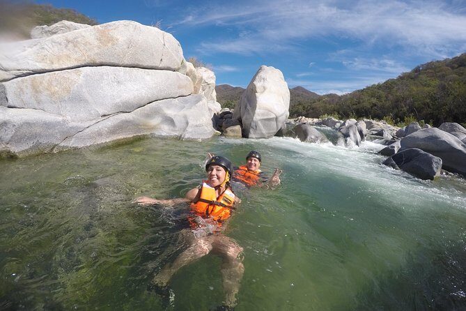 Canyoning in the Oaxacan Coast Canyons - The Real Value of the Tour