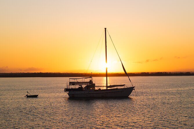 Cape Adieu Darwin Sunset Dinner Cruise - Who Should Consider This Experience?
