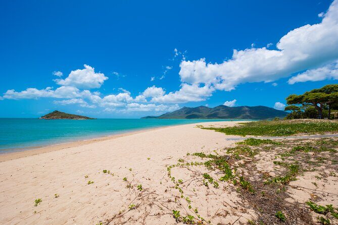 Cape Gloucester Getaway -2 Hour Helicopter & Resort Visit - Key Points