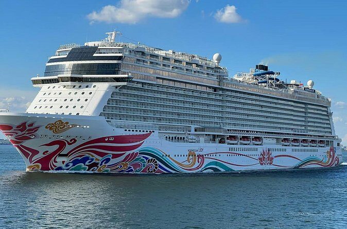 Cape Liberty Cruise Port to Manhattan or NYC Airport up to 14pax - Who Would Benefit Most?