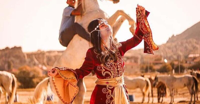 Cappadocia: Horseback Tour with Sunrise and Sunset Options - Key Points