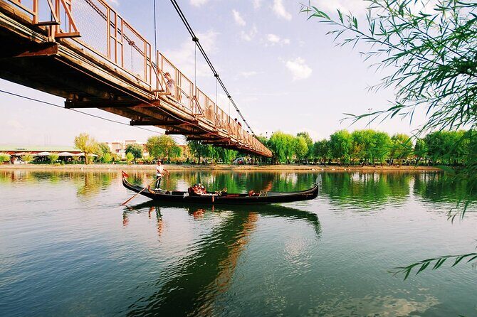 Cappadocia Red Tour,(included,lunch,guide,entrance fees) - FAQ