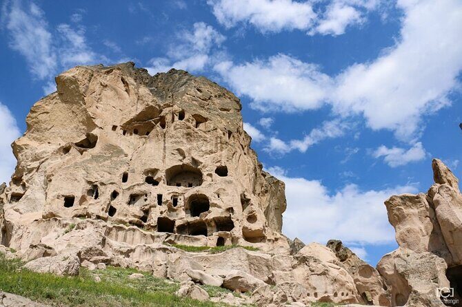 Cappadocia South Tour (Pro Guide, Tickets, Lunch, Transfer incl) - Practical Considerations
