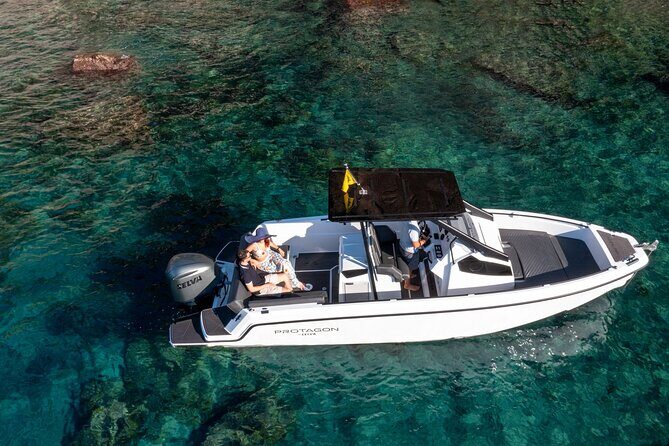 Capri & Amalfi Coast Tour from Sorrento with a Protagon 25'' - FAQs