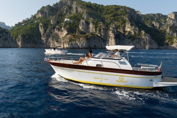 Capri and Amalfi Coast tour departing from Positano - FAQ