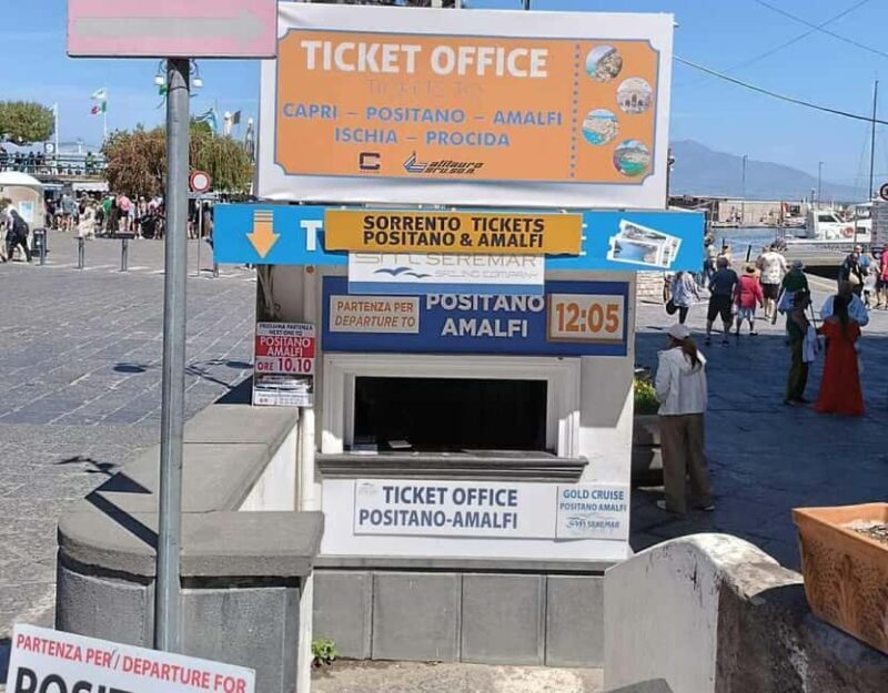 Capri: Blue Cruise with Guide from Sorrento, C.Stabia,Seiano - Key Points  